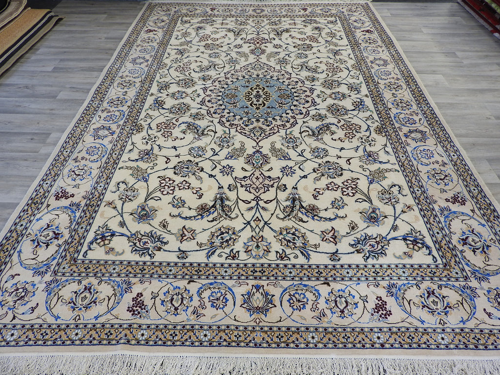Silk Rug : Hand Made Stylish Silk Rugs Online — Rugs Direct