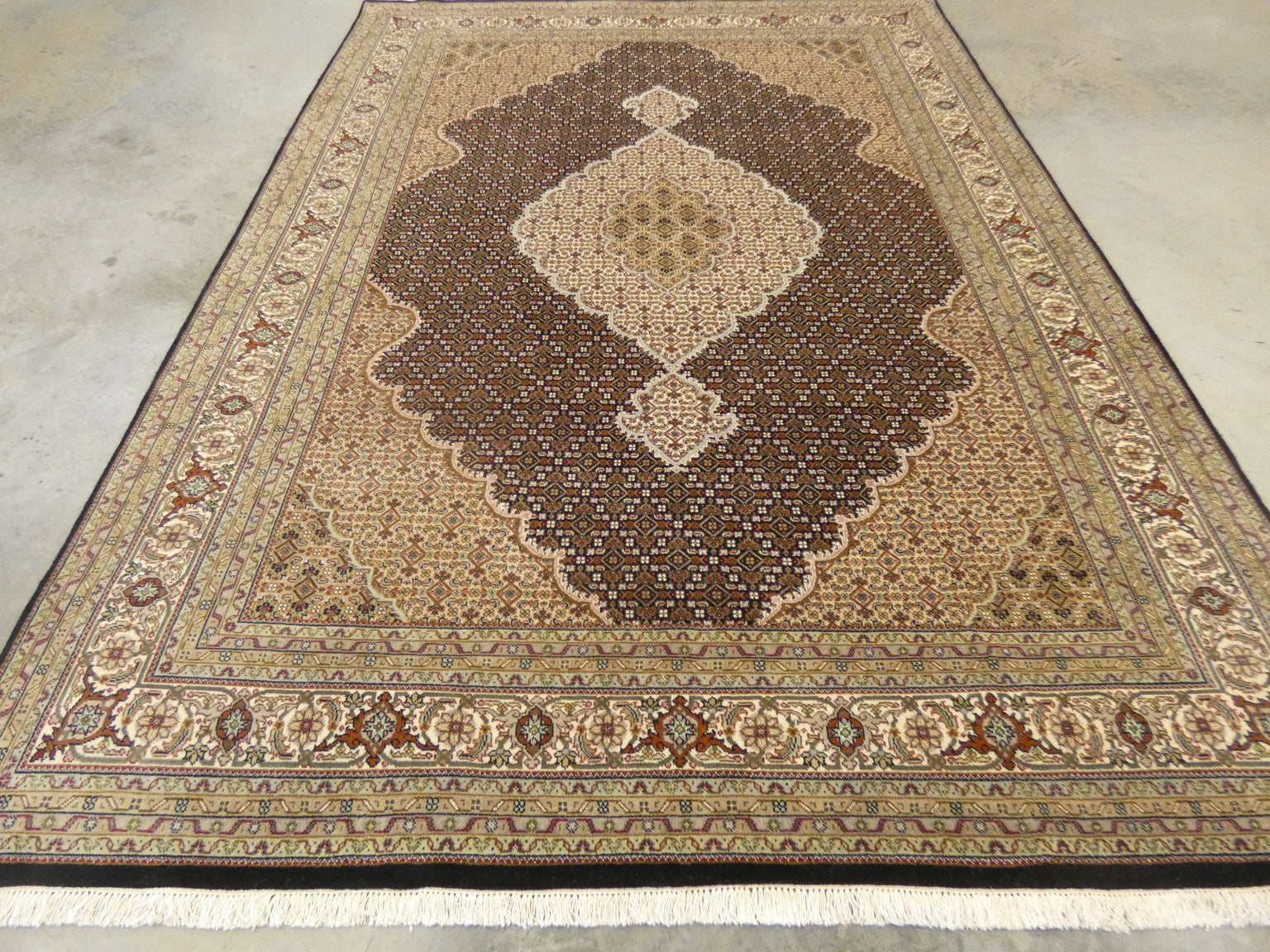 Silk Rug : Hand Made Stylish Silk Rugs Online — Rugs Direct